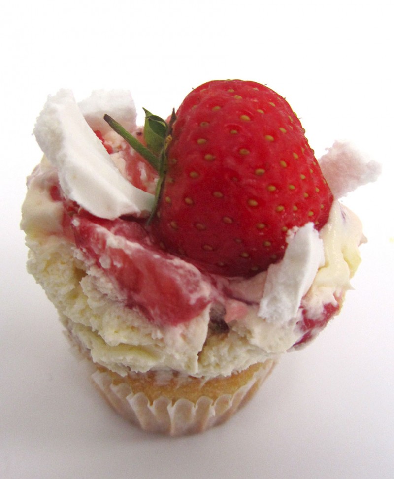 eton mess cupcake | Frances Quinn