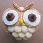 Snowy Owl Oreo cupcakes | Frances Quinn